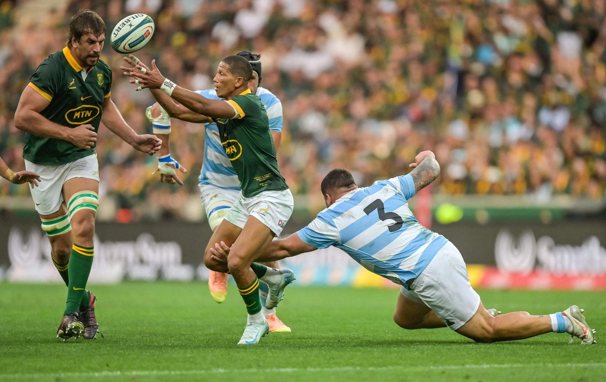 Innovative Springboks keep it moving on attack