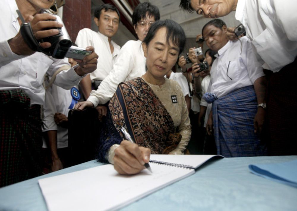Myanmar marks 1988 uprising anniversary
