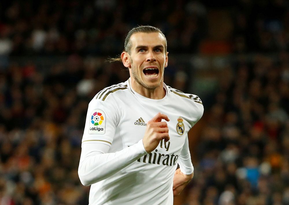 Gareth Bale questions critics of golf hobby