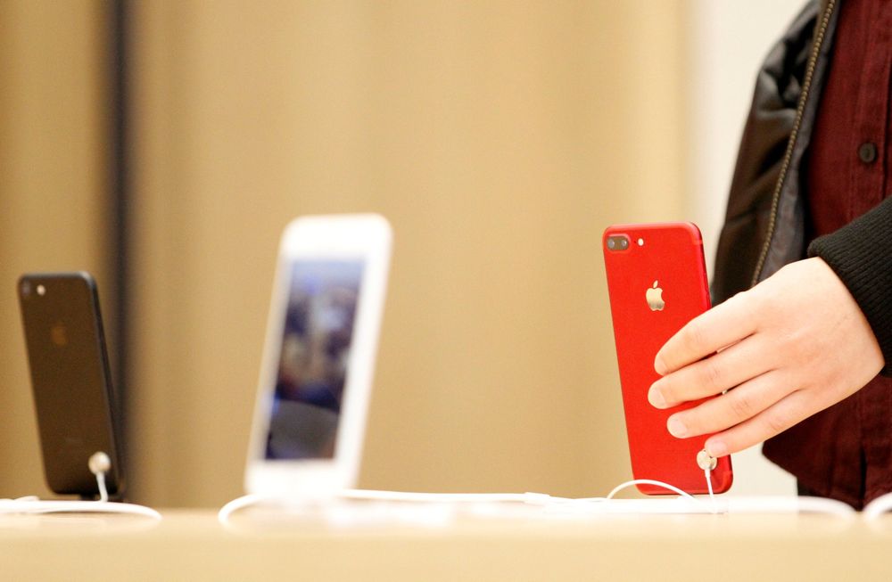 Apple just made it more difficult and expensive to fix your screen