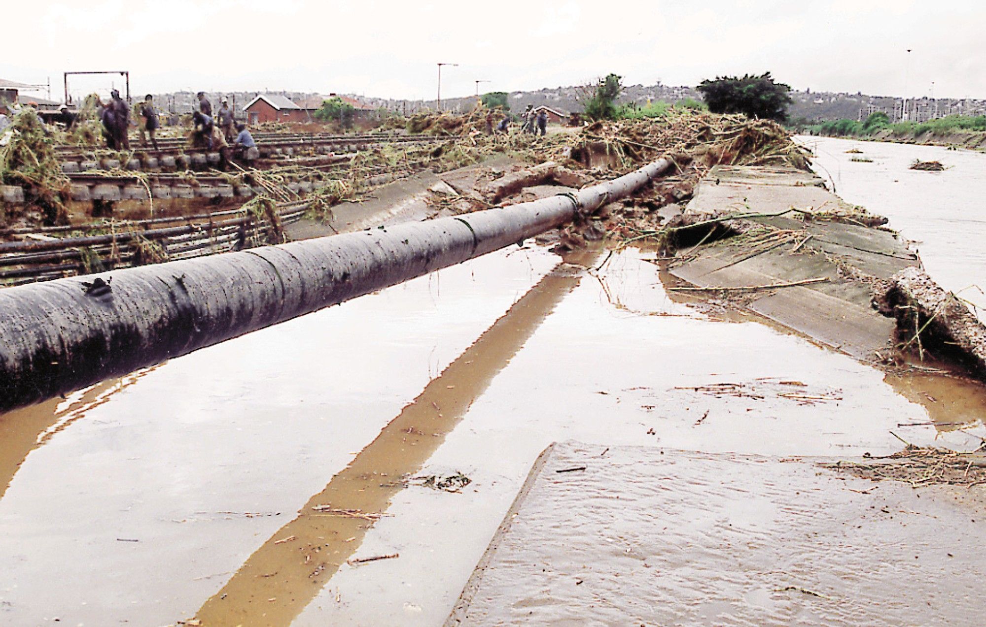 Transnet halts gas supplies after pipeline damage
