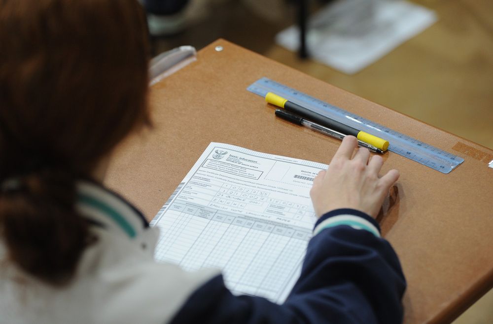 DBE extends deadline to register for matric exam rewrite