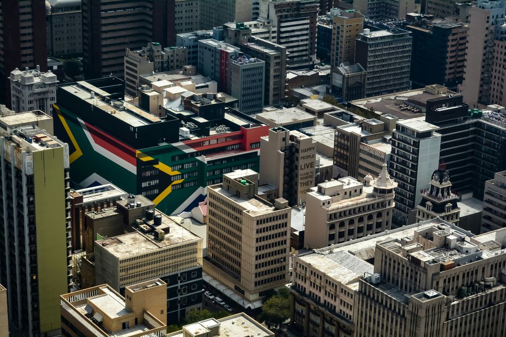WATCH: Netizens proud as South African living abroad represents the ...