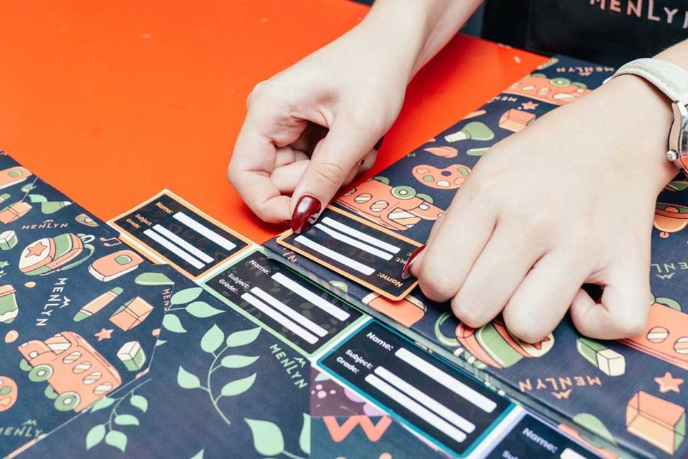 Menlyn Park introduces free book-wrapping service to ease back-to ...