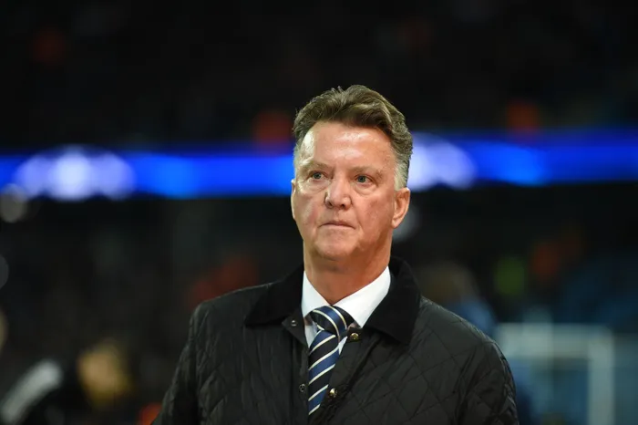 Dutch World Cup woes deepen after Van Gaal hurts hip