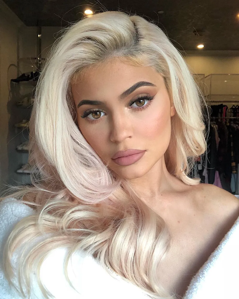 Kylie Jenner gets lip fillers back