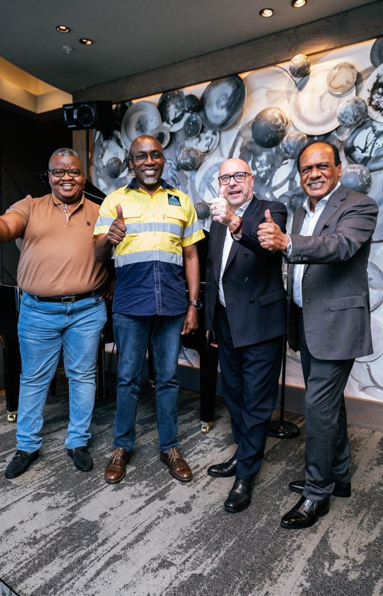 Dolce & Gabbana CEO makes special visit to Oceans Mall