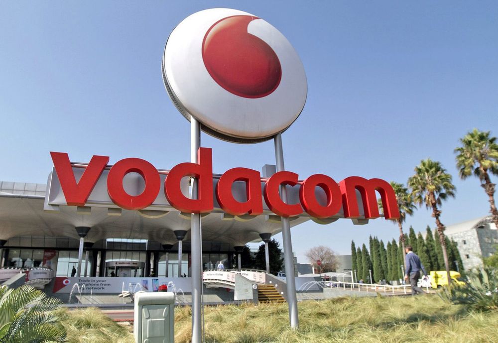 Orange and Vodacom partner to expand solar-powered mobile coverage in ...