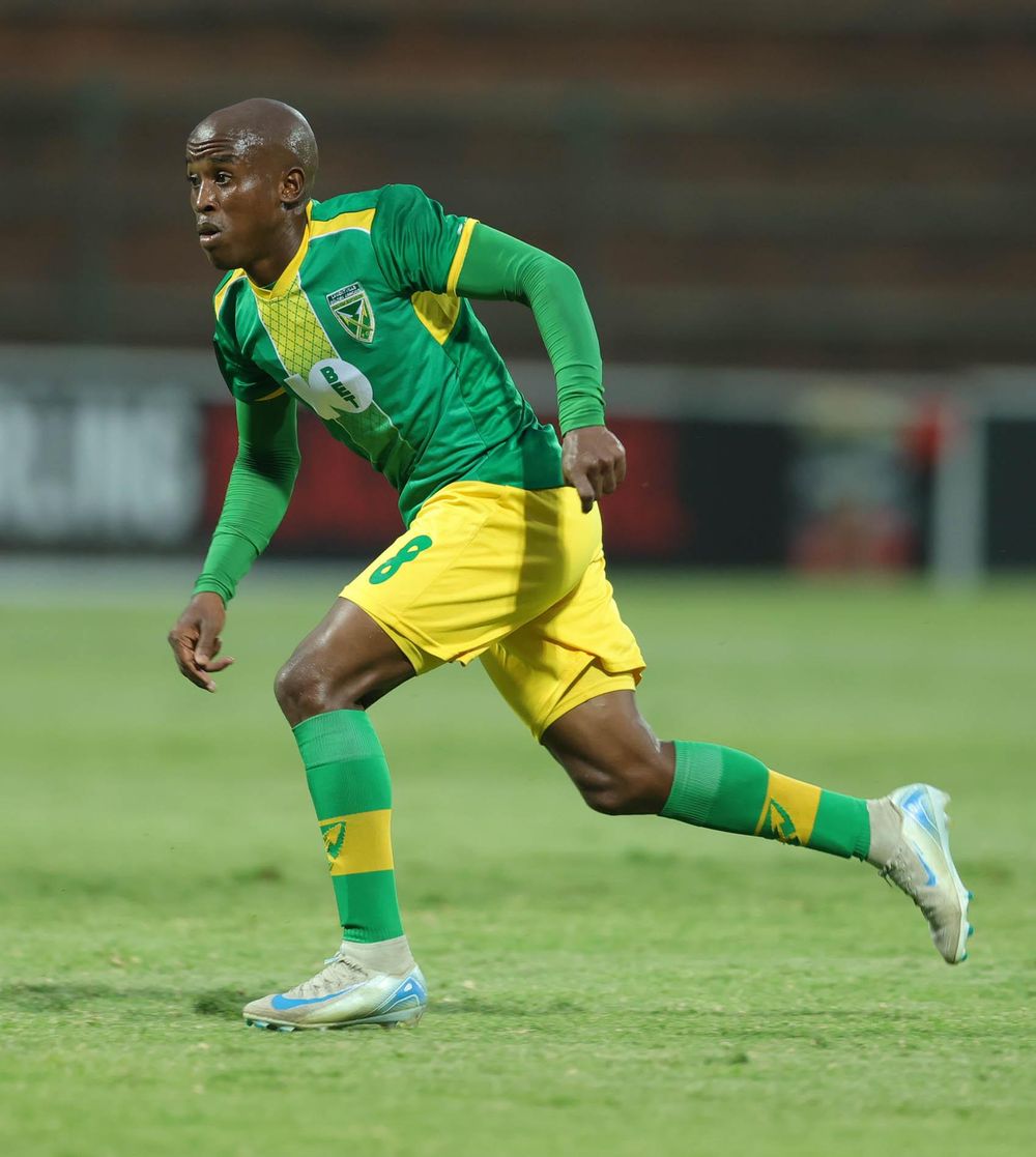 ‘He has bigger ambitions’ – Arrows coach plays down Ndlovu Pirates and ...