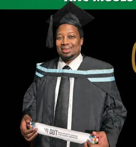 Bafuna iziqu zobudokotela osopolitiki abebegqoka amajazi