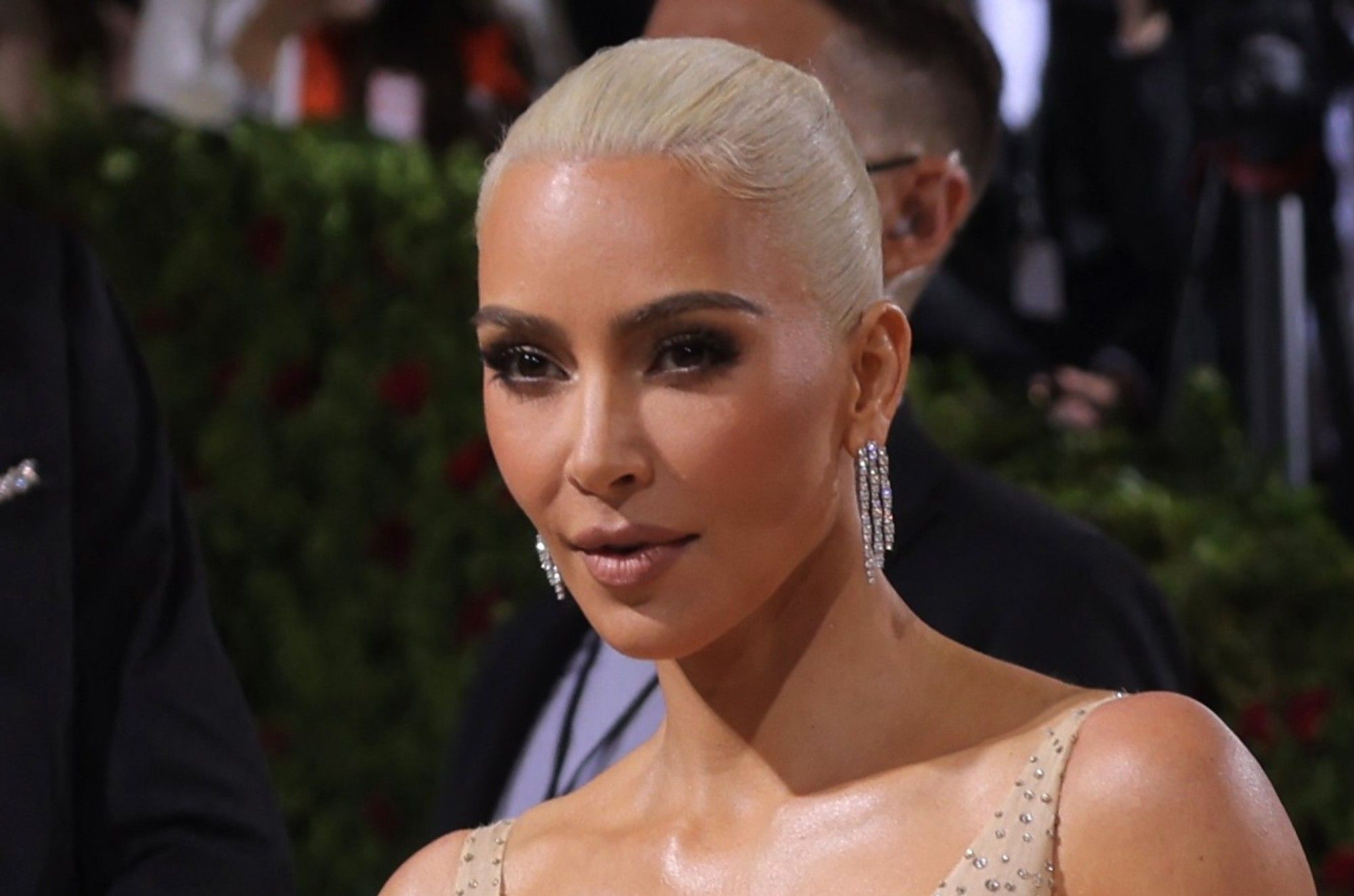 Kim Kardashian shows off her secret tattoo: ‘I finally put a bumper ...