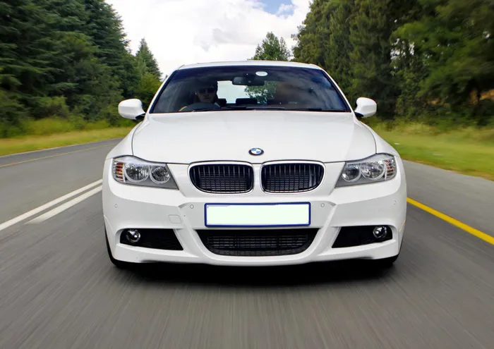 200km/h BMW driver cops R15 000 fine