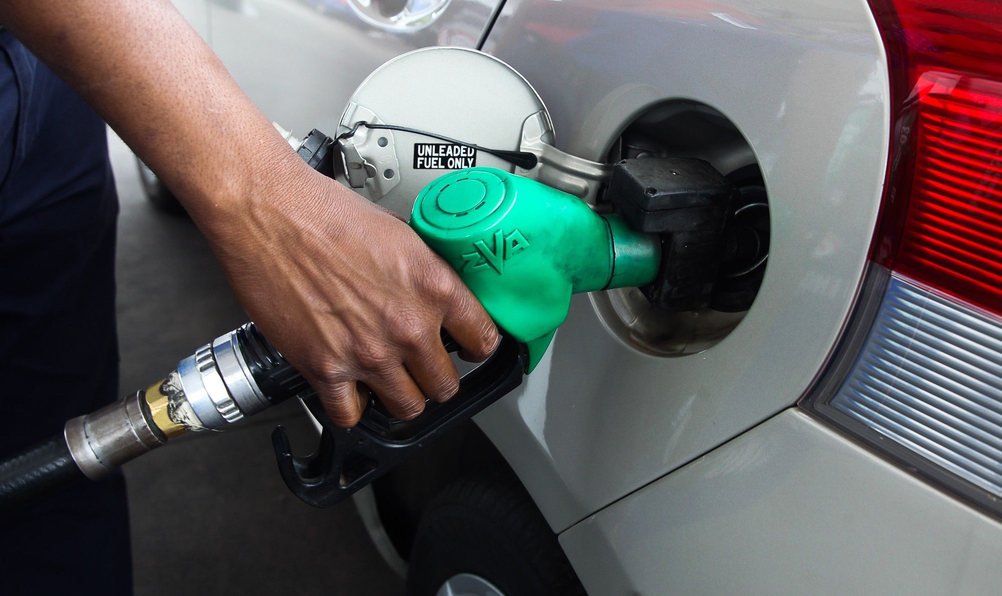 Diesel price increase triggers concerns in transport and farming industries