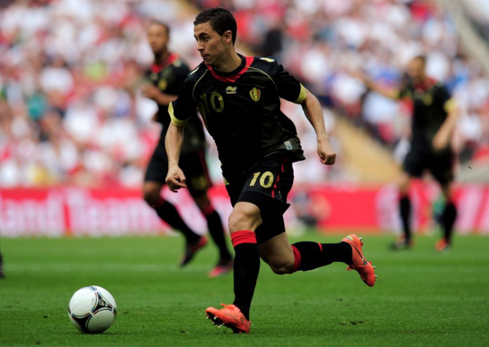 Chelsea complete Hazard swoop