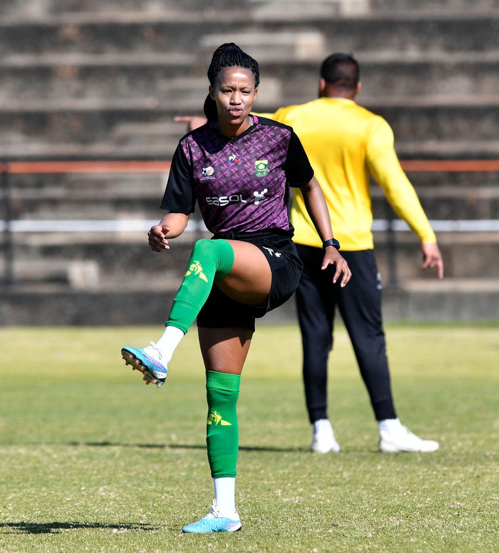 Kumele siphathwe ngendlela efanele: OweBanyana