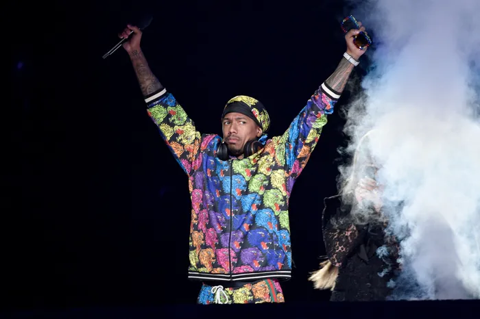 Nick Cannon defends Kevin Hart, slams comediennes