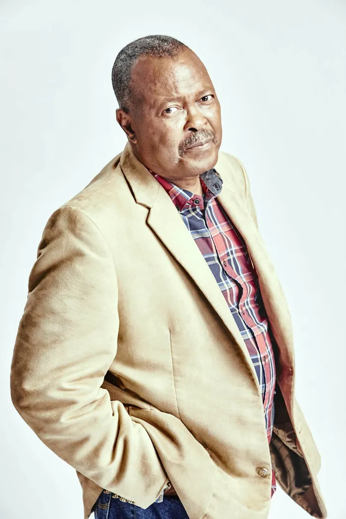 Veteran actors pay last respects to 'gentle giant' #SandyMokwena