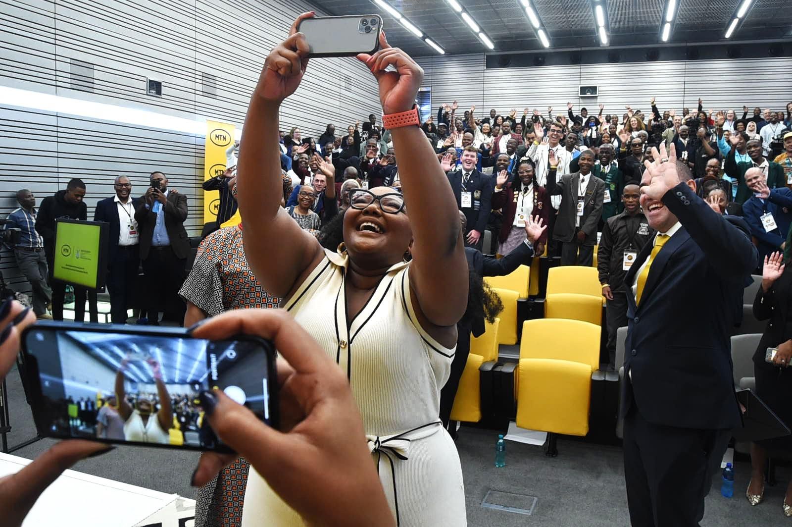 Calls for unity as South Africa’s matric results hit record high