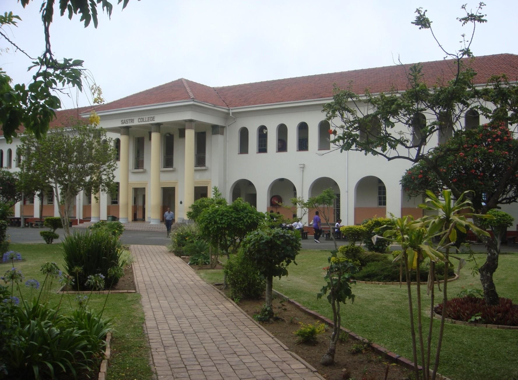 MoU between Sastri College and Bluebells School strengthens South ...