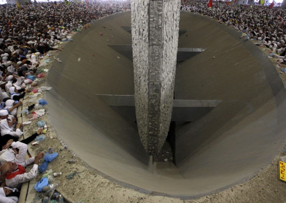 Saudi rejects raising hajj quota