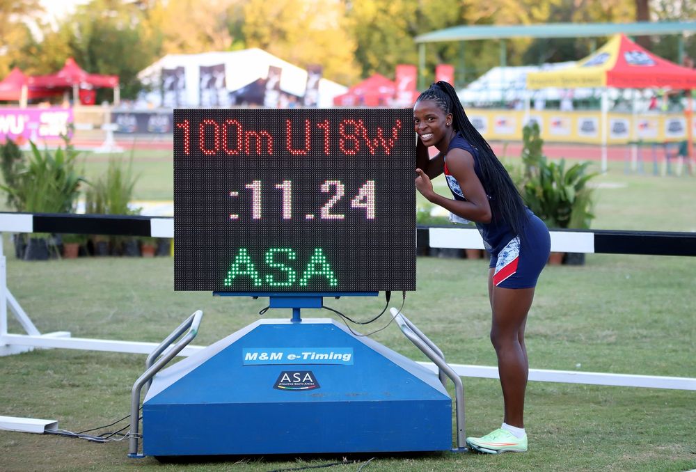 VIDEO: New sprint sensation Viwe Jingqi sets SA junior 100m record