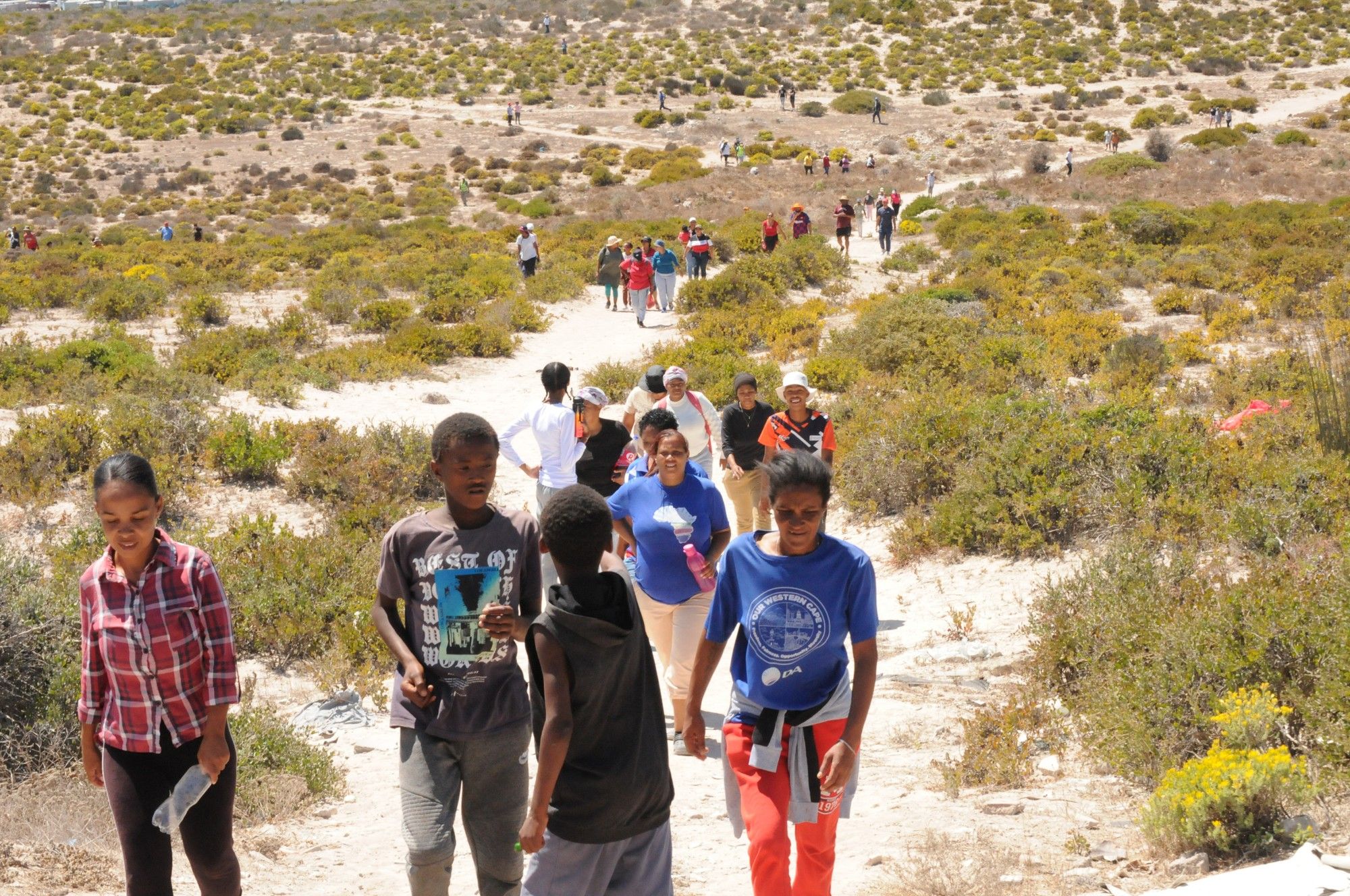 Community unites in search for missing Joshlin Smith