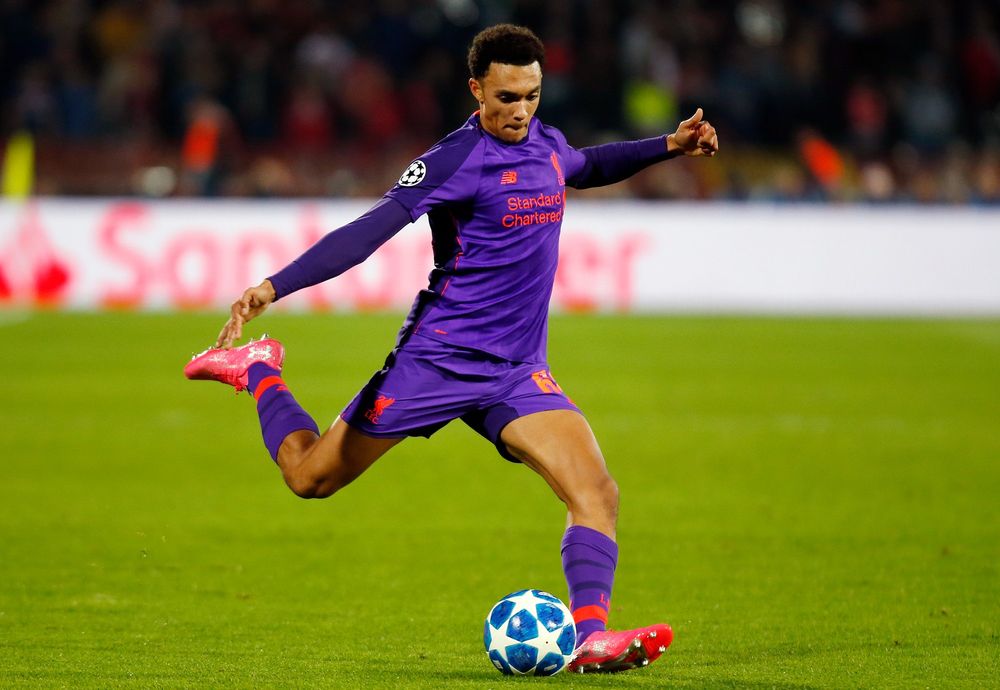 Alexander-Arnold signs new Liverpool contract