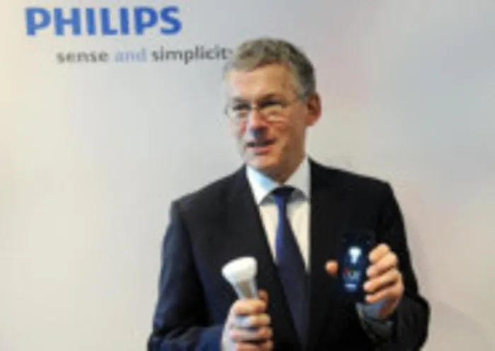 Philips turns in solid profits