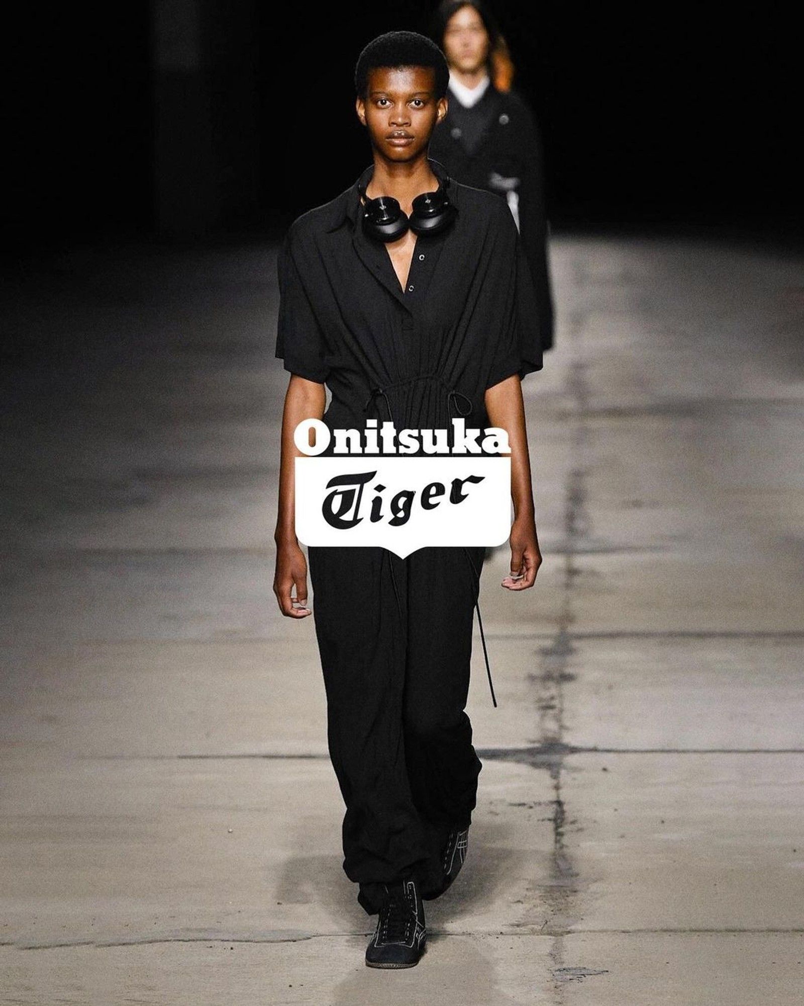 SA top model demands recognition and respect from colleague