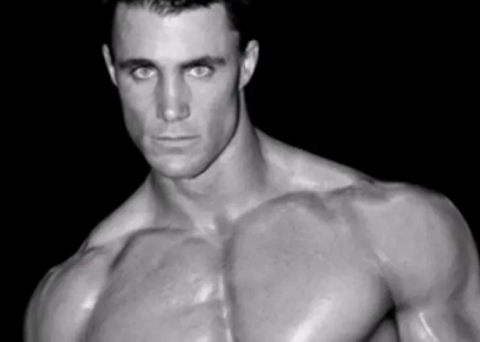 Model fatally struck by train