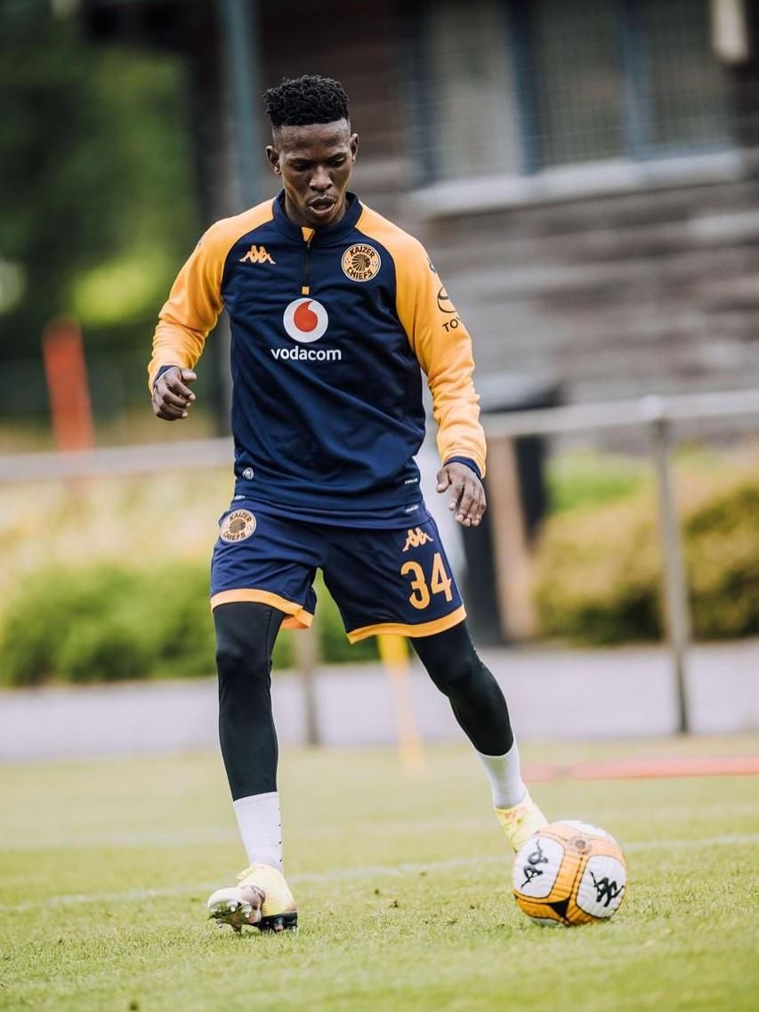 Kaizer Chiefs’ young stars embark on high-profile UK tour