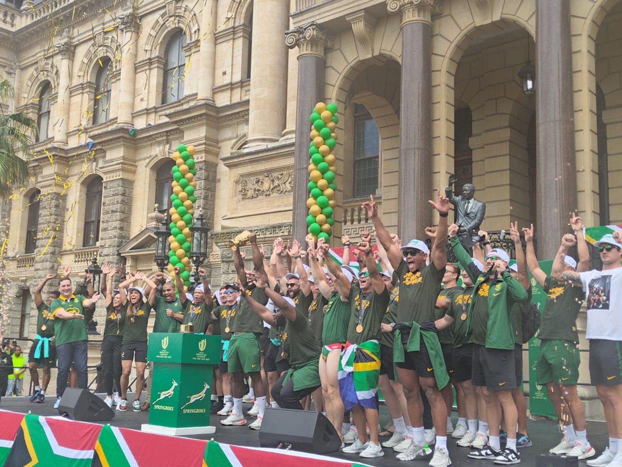 Capetonians show they are ‘stronger together’ to celebrate Springbok ...