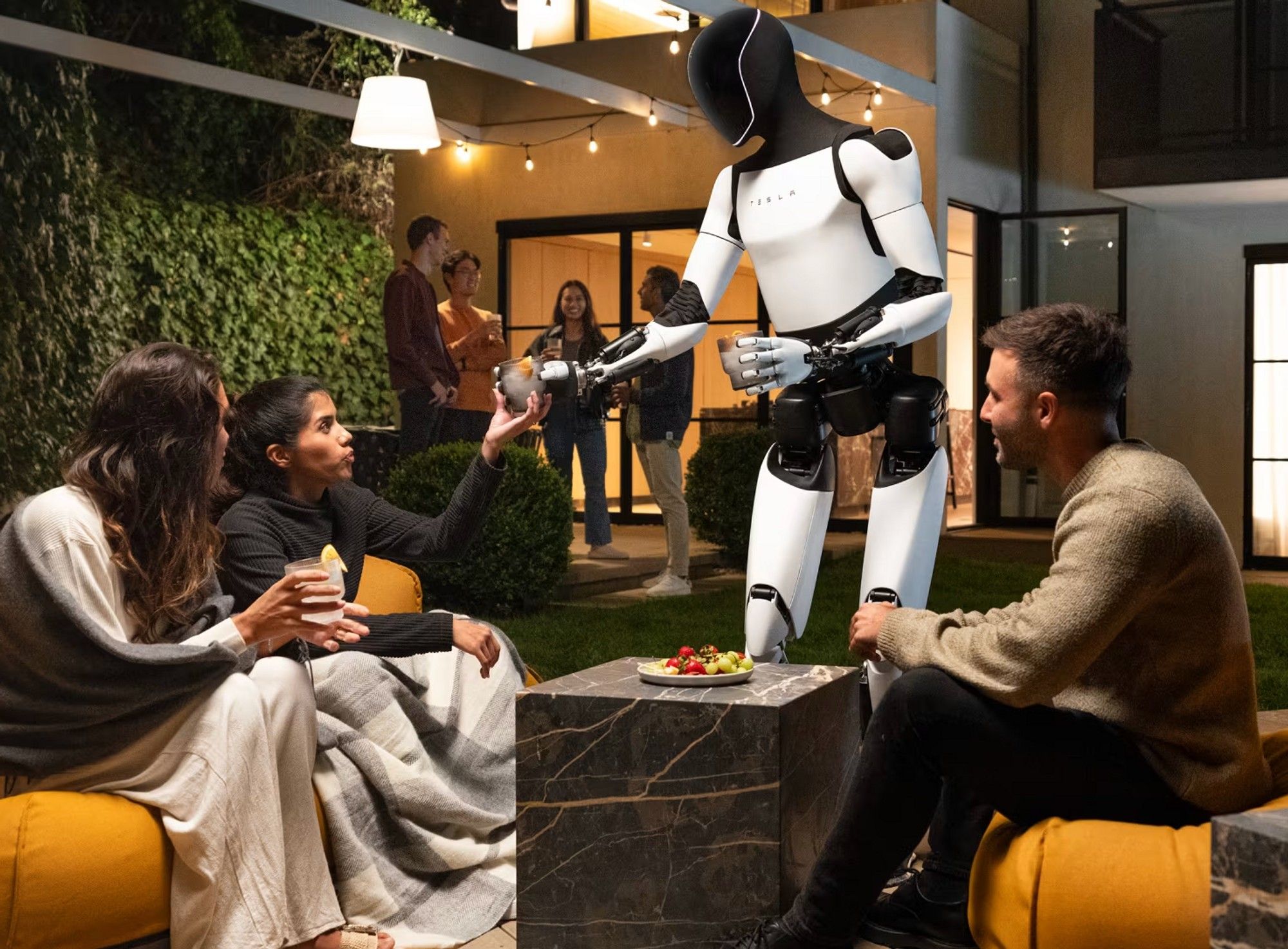 Meet Optimis, the humanoid robot that is going to walk among us doing ...