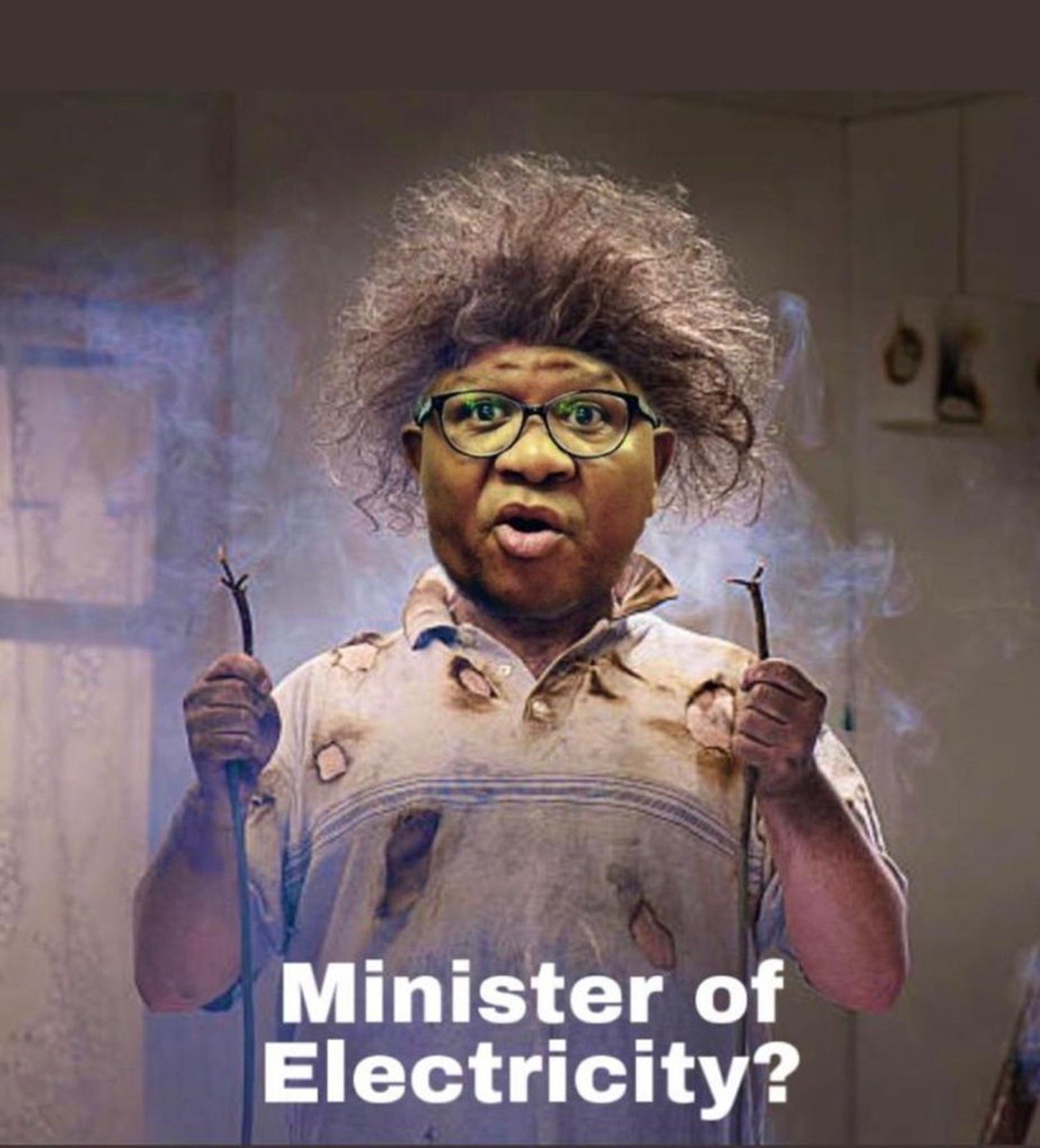 Joke choked? Tweeps slate Mbalula over ‘Minister of Electricity’ meme