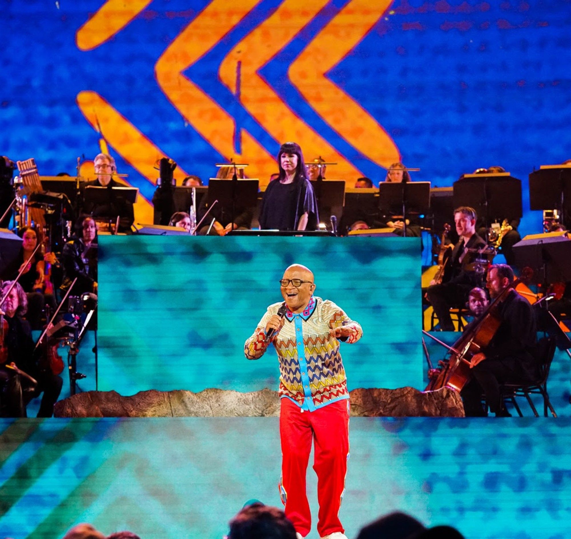 Lebo M is a roaring success at Hollywood Bowl's 30th anniversary ...