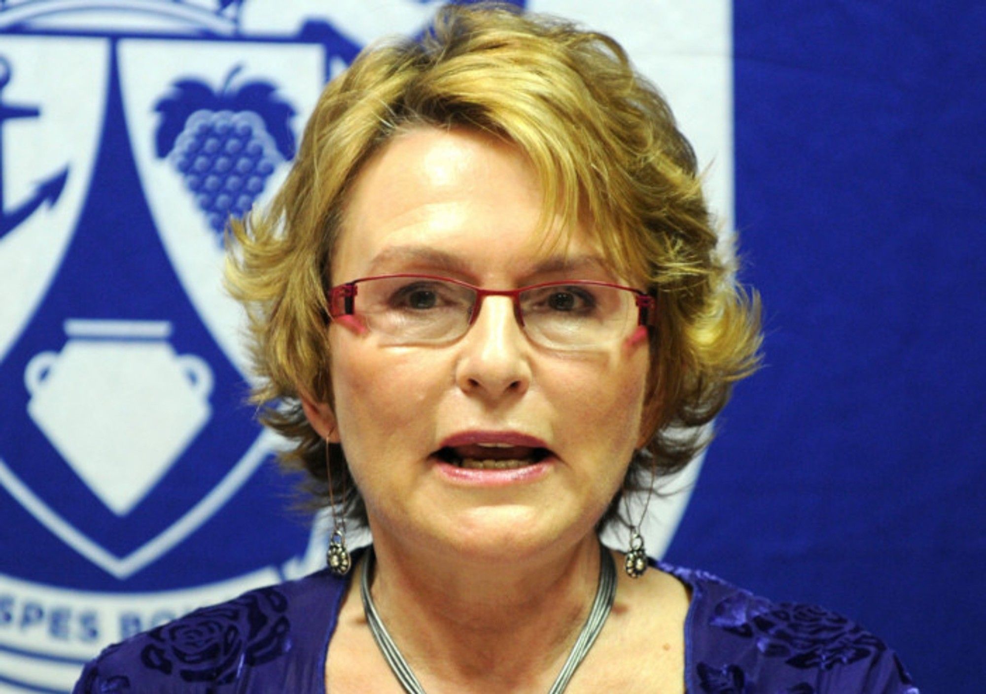 Zille: Why the army should help fight gangs