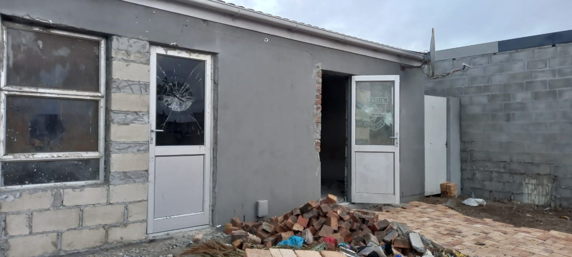 City of Cape Town halts construction on seven Summer Greens flat-lets ...