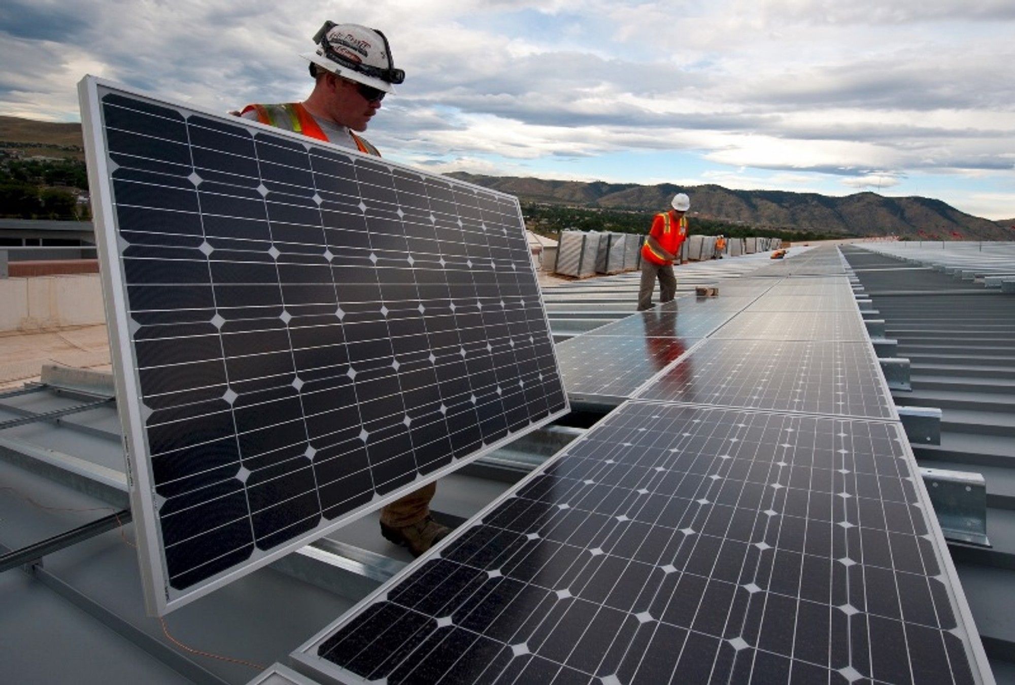 Mining groups lead way in private sector energy generation