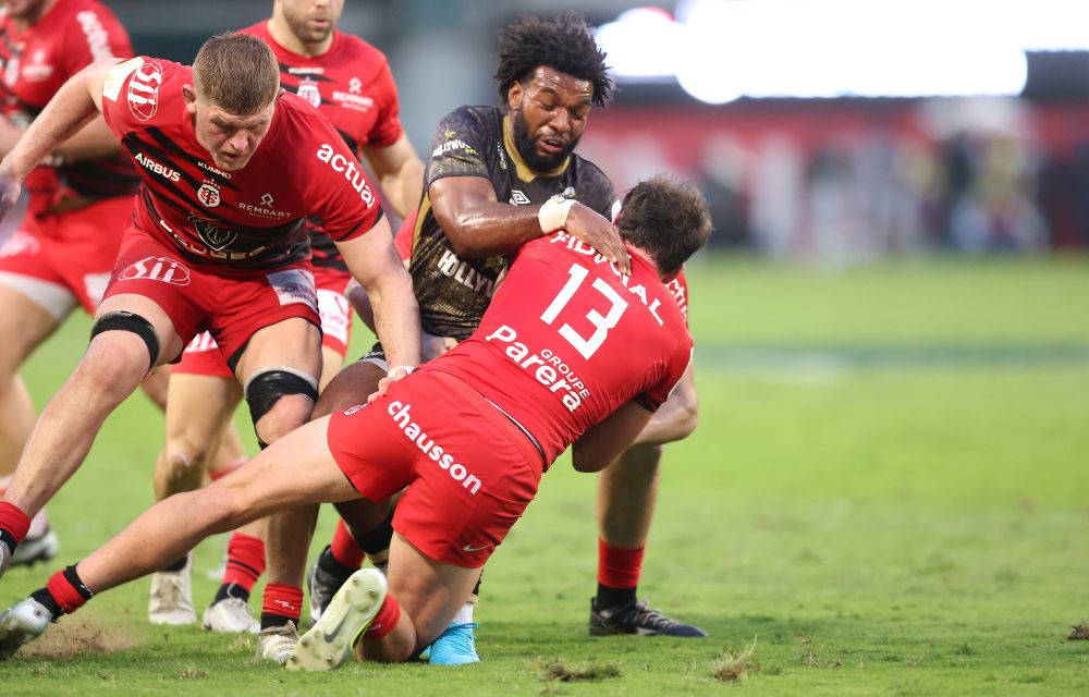 Jurenzo Julius, Siya Masuku start as Sharks hit by injuries for Battle ...