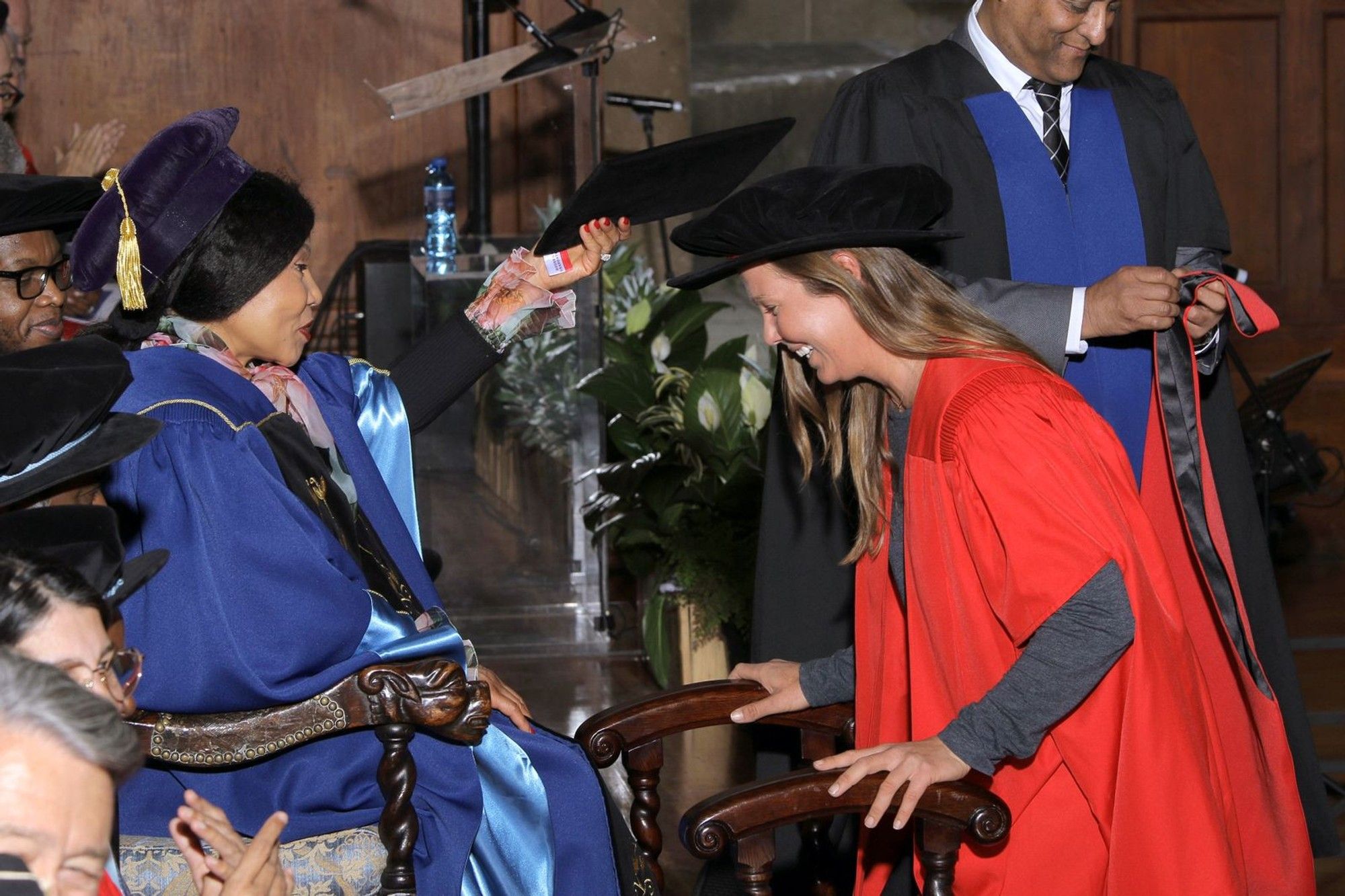 Surfing champion Roxy Davis turns surf therapy for disabled children ...