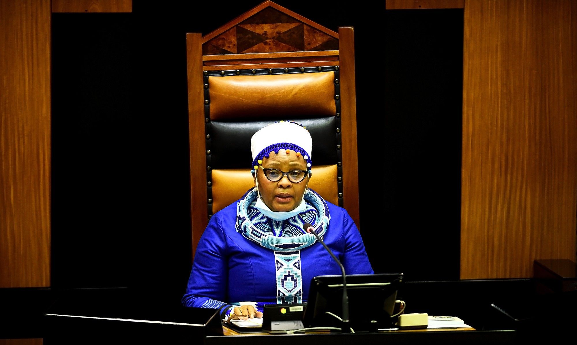 Injabulo ePhalamende kusinda induku yethusi