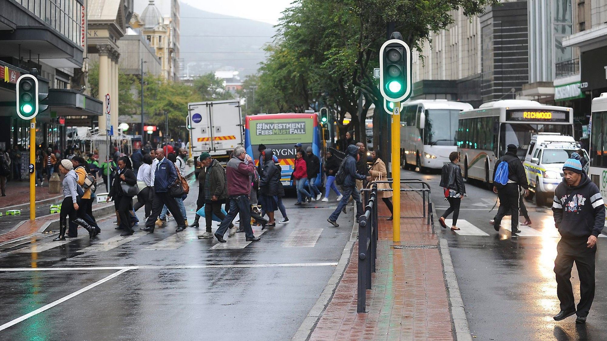 Strong winds and heavy downpours expected in Cape Town as forecaster ...