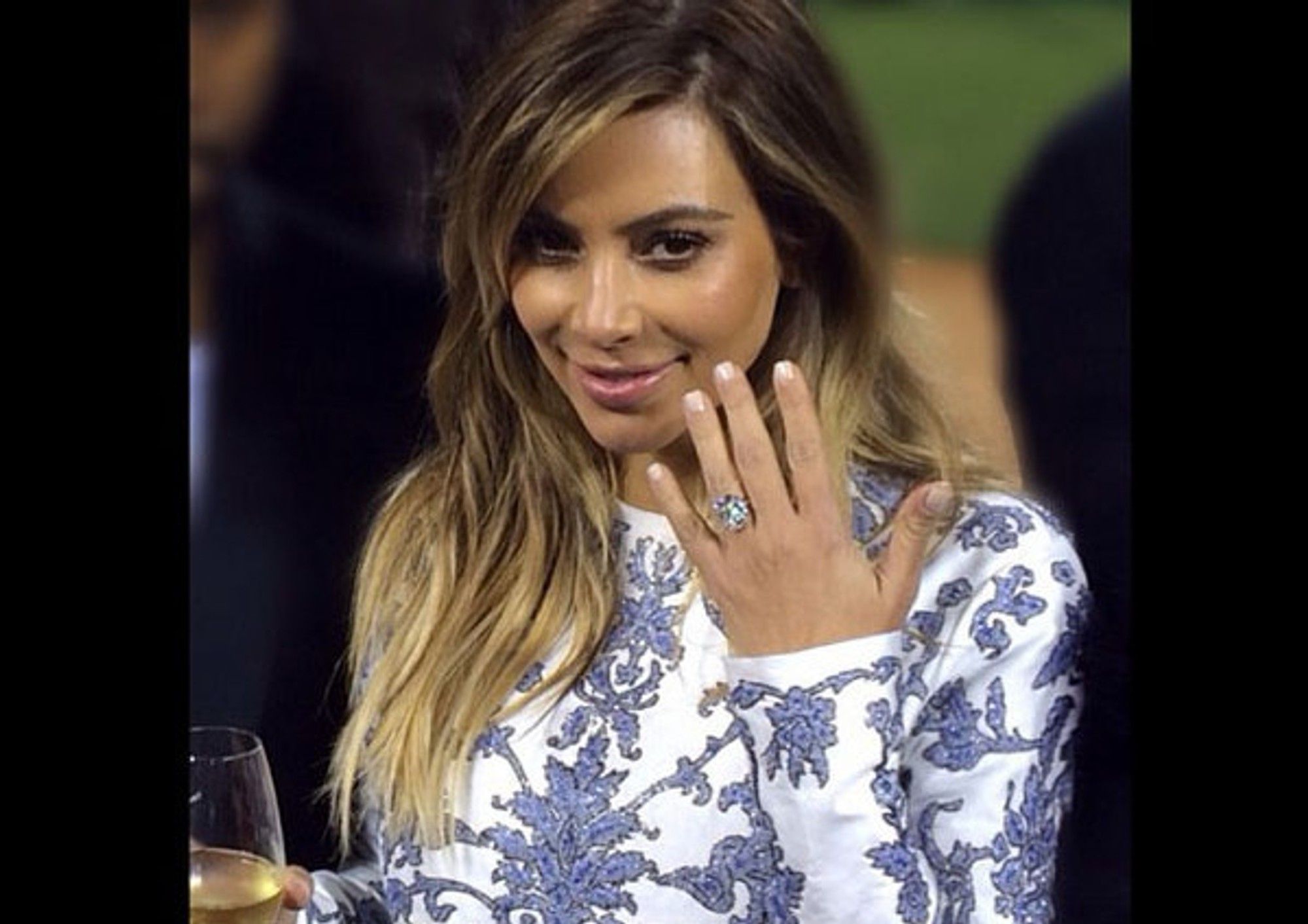 A last-minute ring and wedding fighter jets