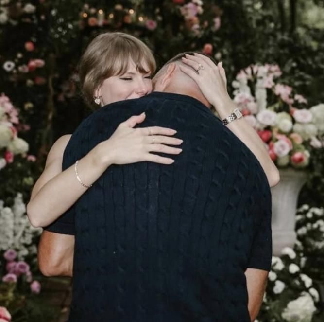 Taylor Swift's vintage-inspired engagement ring: A look at the design