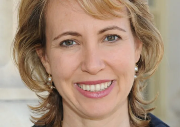 Goal for Giffords to see hubby's launch
