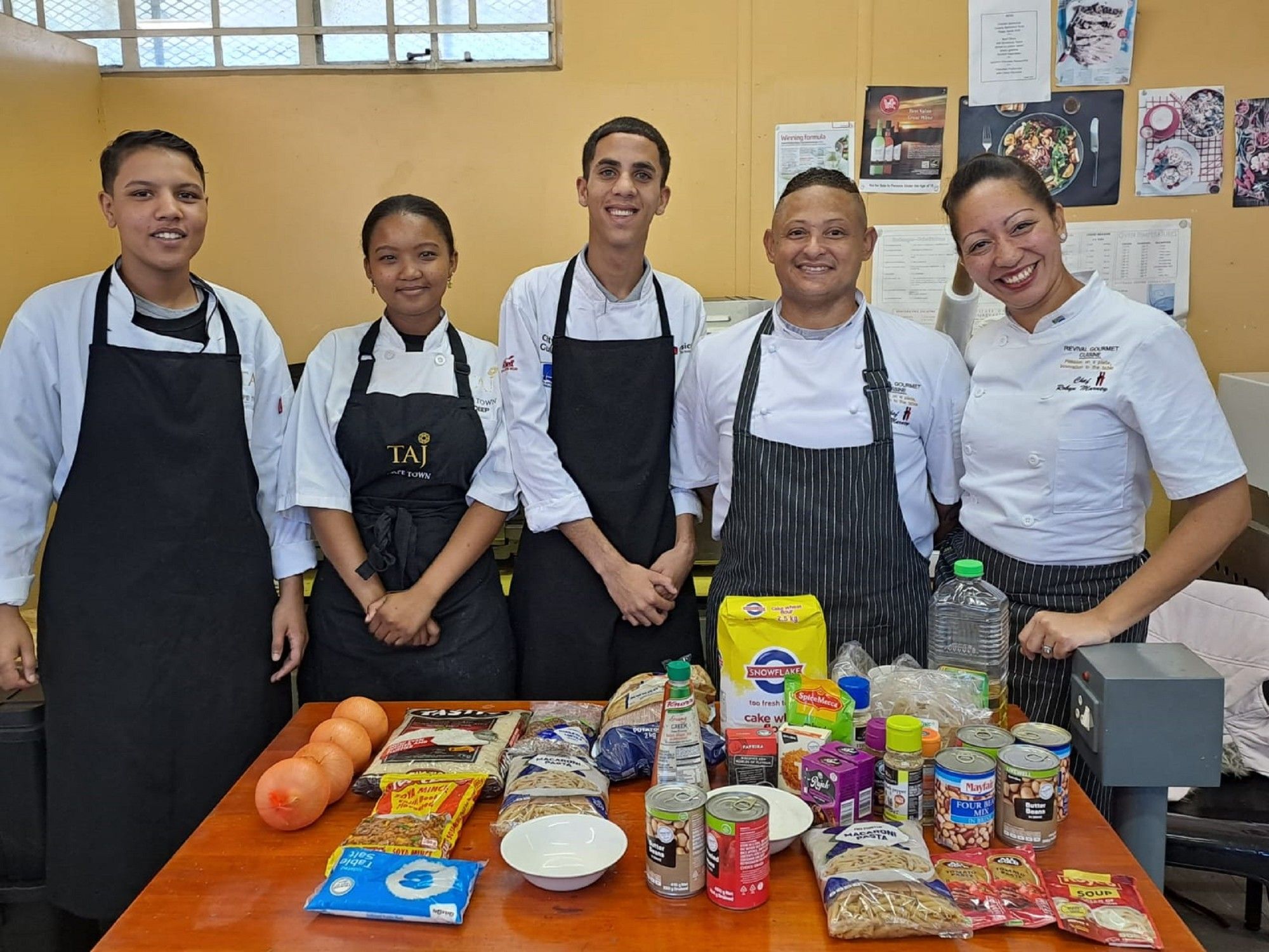 Chef gives back to his alma mater