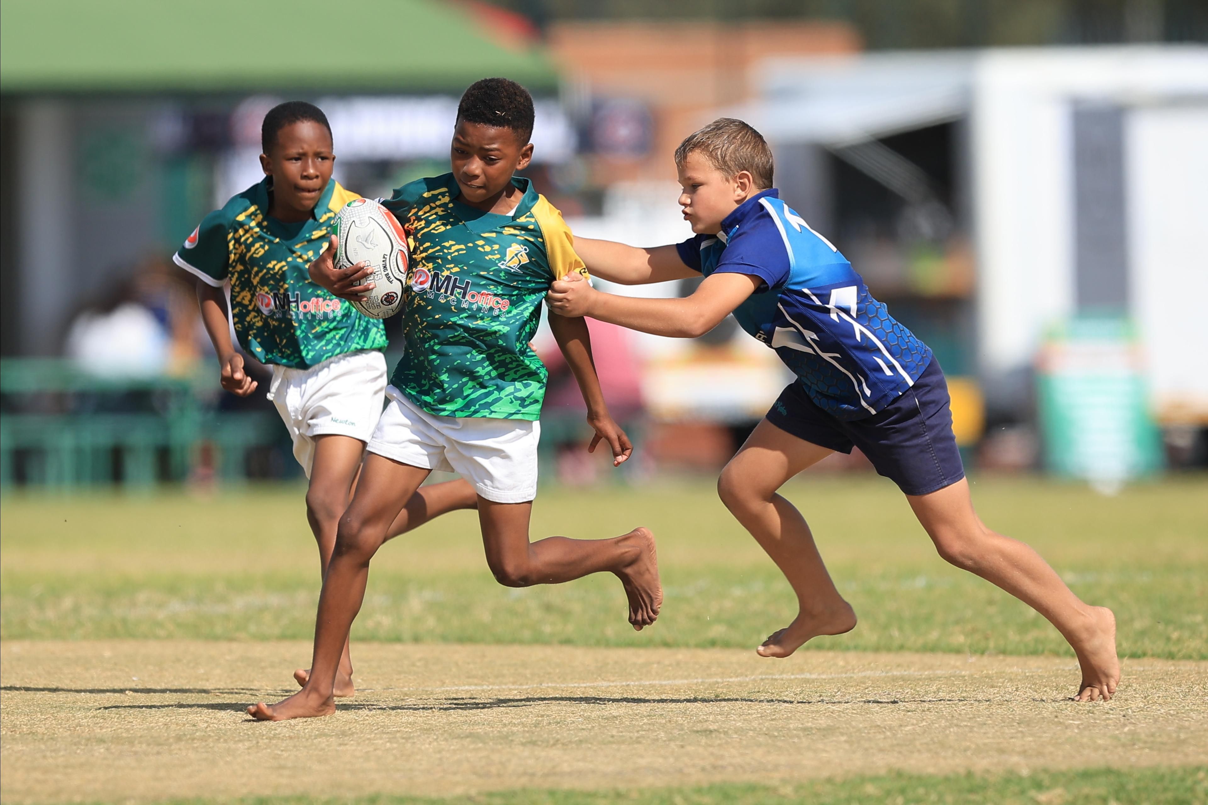 Small players, big moments as Newton Primary hosts the MH Office ...