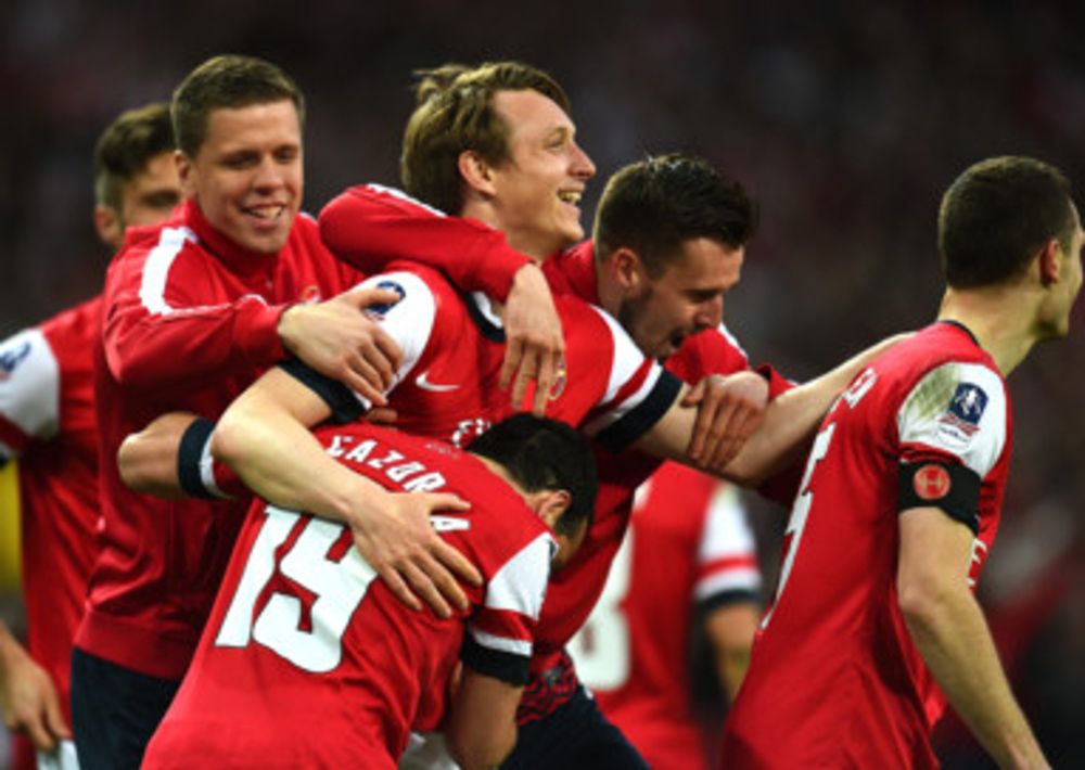 Wenger calls on Arsenal for final push