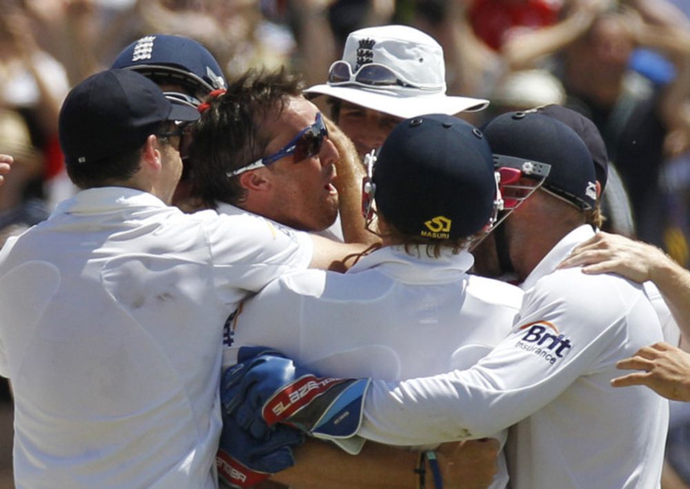 England conquer Ashes on foreign soil
