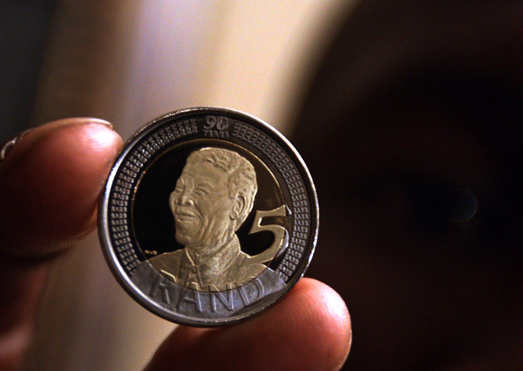 There is nothing rare about Mandela R5 coins